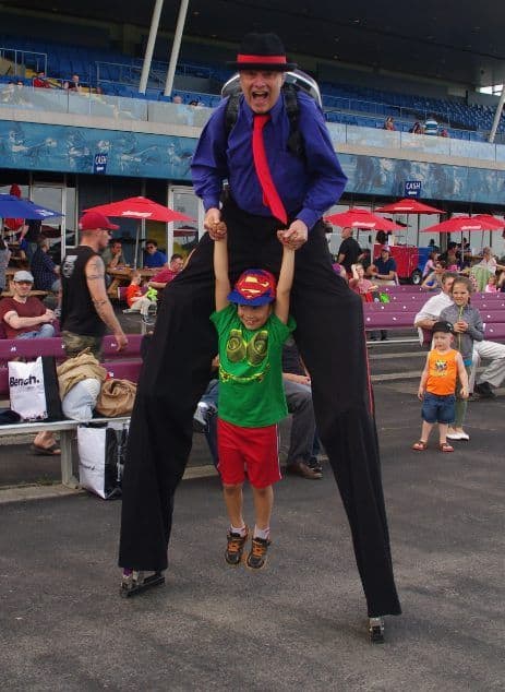 Stilt Walkers - Pop! Events Group